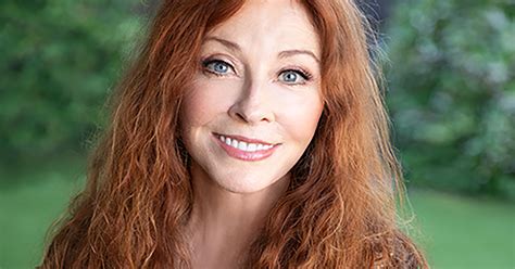 Elvira Herself Cassandra Peterson Is Coming To Nycc And Is