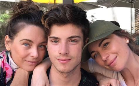Dominika Y Ludwika Paleta Celebran En Familia El Cumpleaños 80 De Su Papá