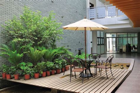 11 Incredible Deck Railing Style Ideas