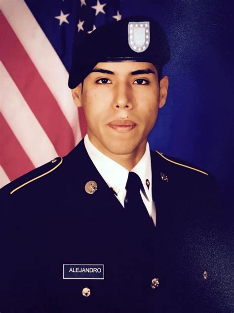 Off Duty Nyc Cop Efrain Alejandro Charged With Drunk Driving