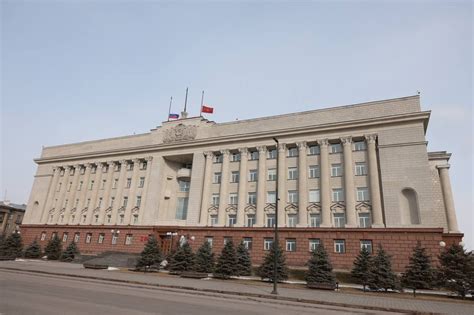 Флаги приспустили в Красноярском крае — в России Я живу В