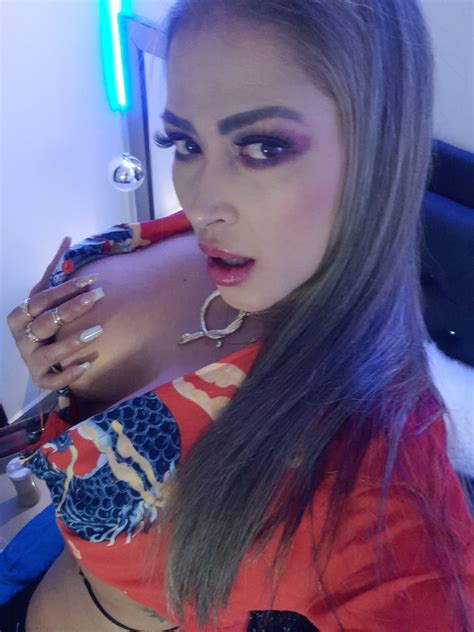 Colombian Milf How Do You Like R Milfs