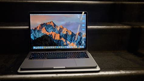 Should You Buy An Intel Mac Or Wait