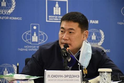 Ерөнхий сайд Л Оюун Эрдэнэ Хөл хорионы үеэр иргэн бүрд 300 000 төгрөг олгохоор боллоо