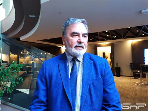 Доц д р Ангел Кунчев Човек като иска да работи нещо независимо къде