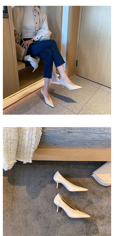 Chiko Nerissa Pointed Toe Kitten Heels Pumps