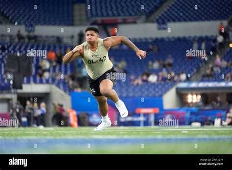 Utah Offensive Lineman Sataoa Laumea Runs A Drill At The Nfl Football