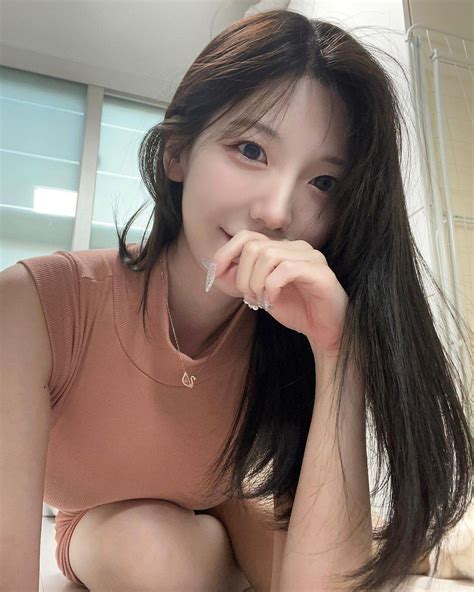 쏘블리 모델 이소영 인스타 한 장