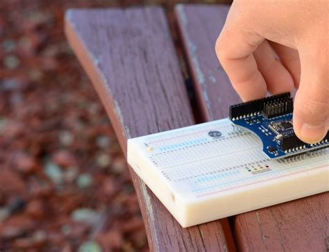 Stemtera Arduino Compatible Built In Breadboard Electronics