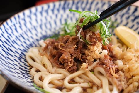 せんだん熊本藤崎宮のこんなところに美味しいうどん屋さんが けんさむの熊本紹介