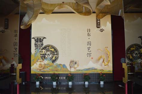 国艺馆夜话 跪坐侍女俑巧笑倩兮汉美人 搜狐大视野 搜狐新闻