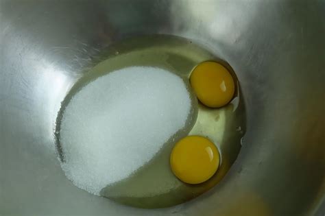 บราวนี่หน้าฟิล์ม สูตรบราวนี่หน้ากรอบ เมนูบราวนี่ บราวนี่เนื้อหนึบ สูตรบราวนี่เตาอบ