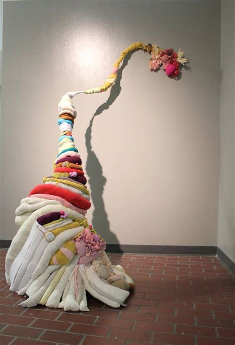 Sculpture 1 — Sommer Roman Textil Skulptur Skulpturen Kunst