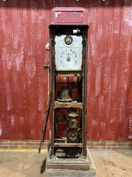 Tokheim Model 36b Gas Pump Aumann Auctions Inc