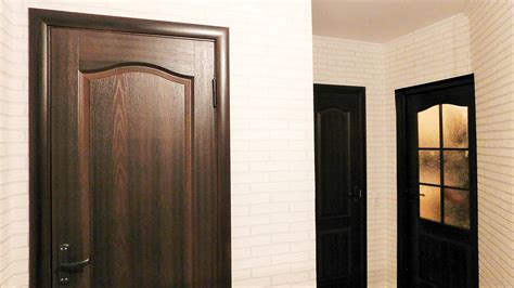 Какой краской покрасить двери межкомнатные из дерева по старому лаку в белый цвет 80 фото