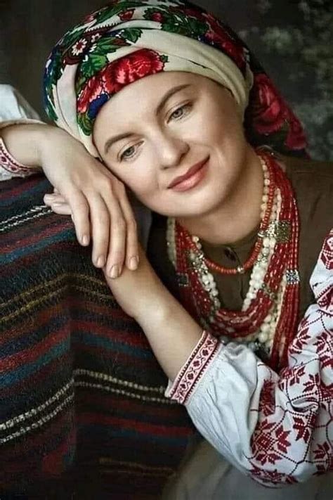 Нехай сьогодні не буде нічого зайвого Українська бабуся Facebook