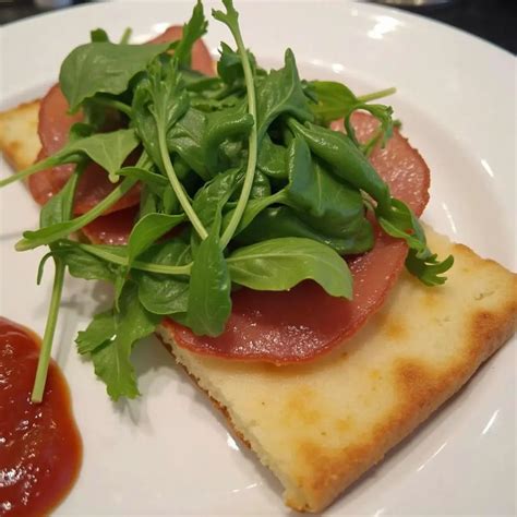 Grilled Flatbread With Arugula And Prosciutto