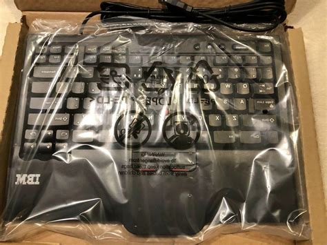 NIB IBM UltraNav USB Keyboard Trackpoint Touch Pad