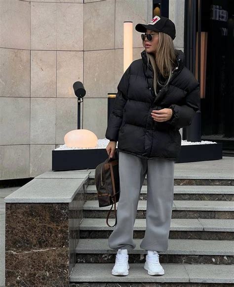 Куртка — ціна 1100 грн у каталозі Куртки Купити жіночі речі за доступною ціною на Шафі Україна