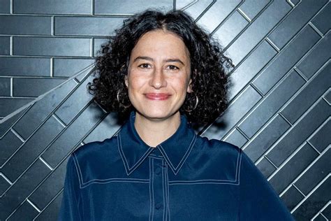 Ilana Glazer Wants To Talk About The P Word — Aka Your Pelvic Floor