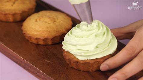 크리스마스컵케이크 이거하나면 올해 크리스마스 준비 끝