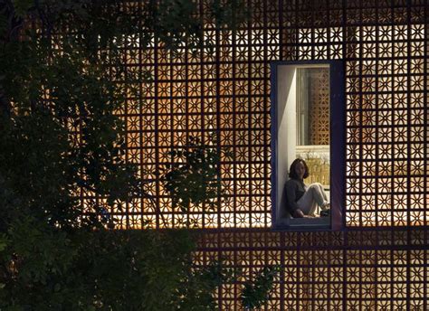 18 Fantastic Permeable Facades Facade Brick Architecture Facade