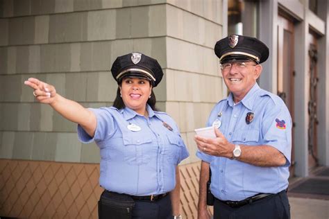 Disneyland Resort Security Cast Members To Receive 8 00 Wage Increase