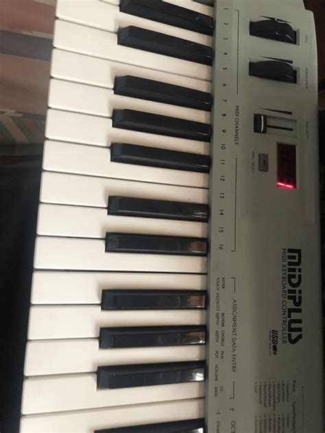 Weird Auto Automation On Old Keyboard Rmidicontrollers