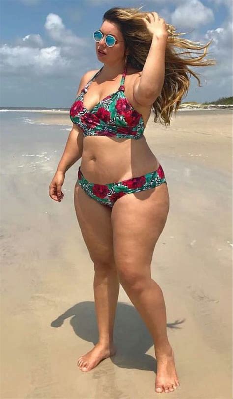 Chicas Sensuales En Bikini