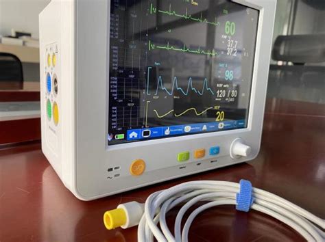 Portable Neonate Patient Monitor With Etco2 Ecg Spo2 Nibp And Temp Measurement For Sale