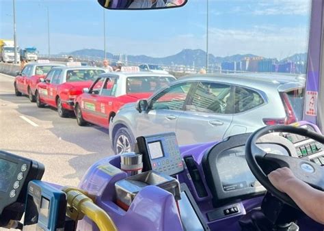東區走廊7車撞釀5傷 往中環方向交通擠塞｜即時新聞｜港澳｜oncc東網