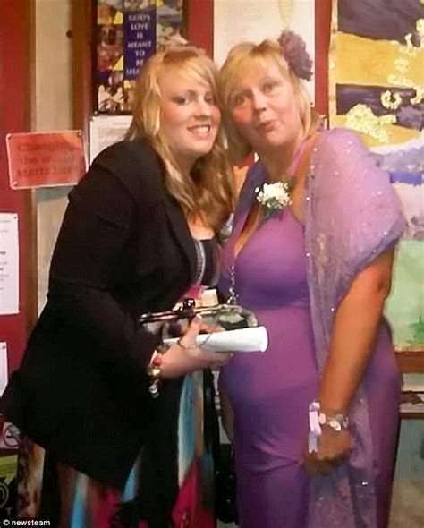 Overweight Mother And Daughter Lose 17 Stone Between Them On Secret