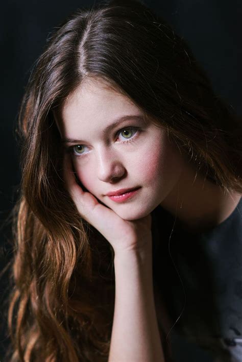 Mackenzie Foy Hd Wallpaper Pxfuel Hot Sex Picture