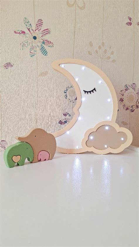 ‎اکسسوری دکور اتاق کودک‎ ‎جدا از خرید انواع وسایل سیسمونی و کلی اسباب بازی که برا نی نی میخرین