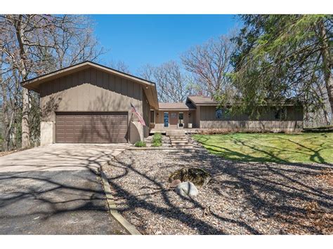 1395 25th Street Houlton Wi 54082 Mls 1590877 Edina Realty
