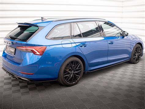 Side Skirts Splitters V1 Skoda Octavia Mk4 2019 — Emerald Struts
