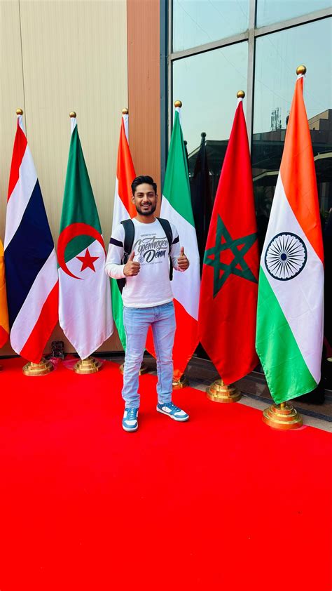 Happy Republic Day Dosto🫡🇮🇳 Ye Photo Daalne Ke Liye Aaj Se Achha Din
