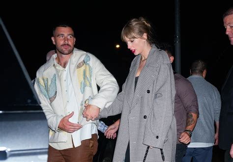 Taylor Swift Travis Kelce Pda Caught On Camera Newsweek