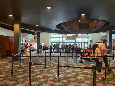Amc Gulf Pointe 30 Theatre In South Houston Showtimes And Tickets