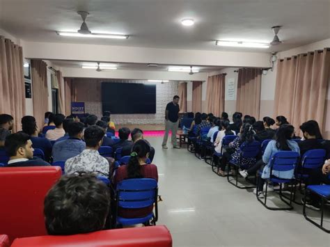 aayush saxena on linkedin thankyou career future help