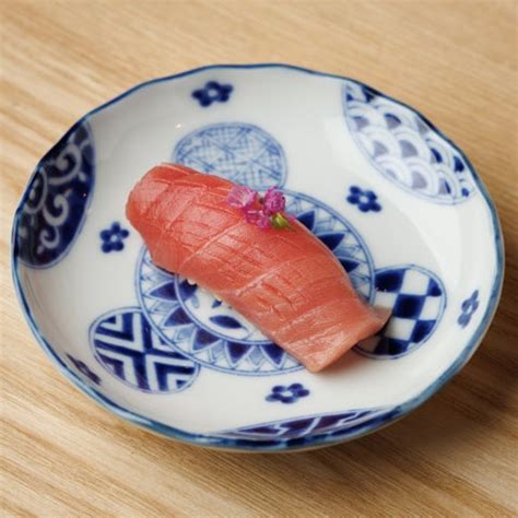 150 Yen Per Piece Domestic Raw Bluefin Tuna Akami Chutoro And