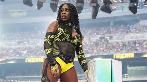 Naomi Cashes In Money In The Bank At Wwe Evolution To Win Womens World