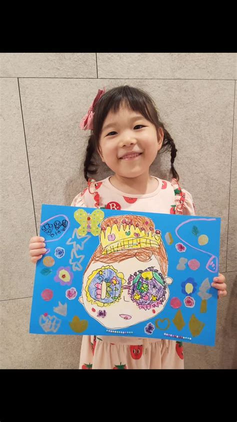 아트썸 금빛그랑메종 405동 안경밖 세상 안경을 통해 세상을 표현해보는 활동으로 좋아하는 관심사들을 그려서 나만의 세상을 표현해주었어요~♡ 좋아하는 것들이 가득한