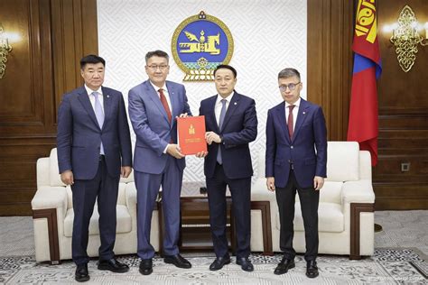 Монгол Улсын 2025 оны төсвийн тухай хуульд нэмэлт өөрчлөлт оруулах тухай хуулийн төслийг өргөн