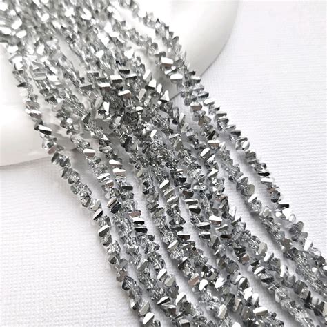 Стеклянные треугольнички 4 мм серебристые нить в интернет магазине Ярмарка Мастеров по цене