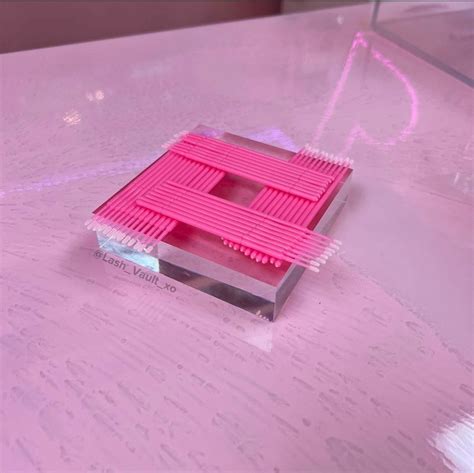 Micro Swabs Lash Vault