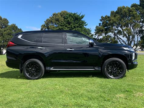 2023 Mitsubishi Pajero Sport Vrx Black Edition Bay City Mitsubishi