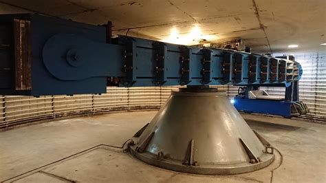 400 G Ton Centrifuge Applies Vibration Research Control Software