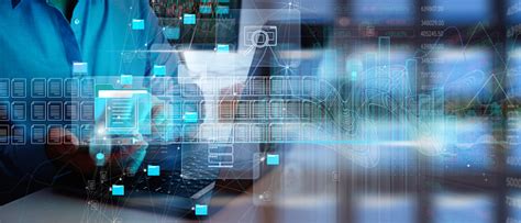 Erp 문서 관리 개념 가상 화면과 사무실 흐림 배경에 아이콘이있는 스마트 폰 및 랩톱 컴퓨터로 작업하는 사업가 조직에 대한 스톡 사진 및 기타 이미지 Istock