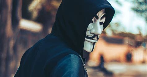 covert tactics manipulators use to control and confuse you psychology